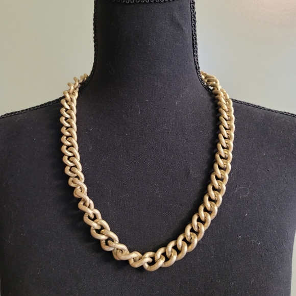 Vintage | Jewelry | Chunky Textured Gold Toned Thick Chain Statement ...